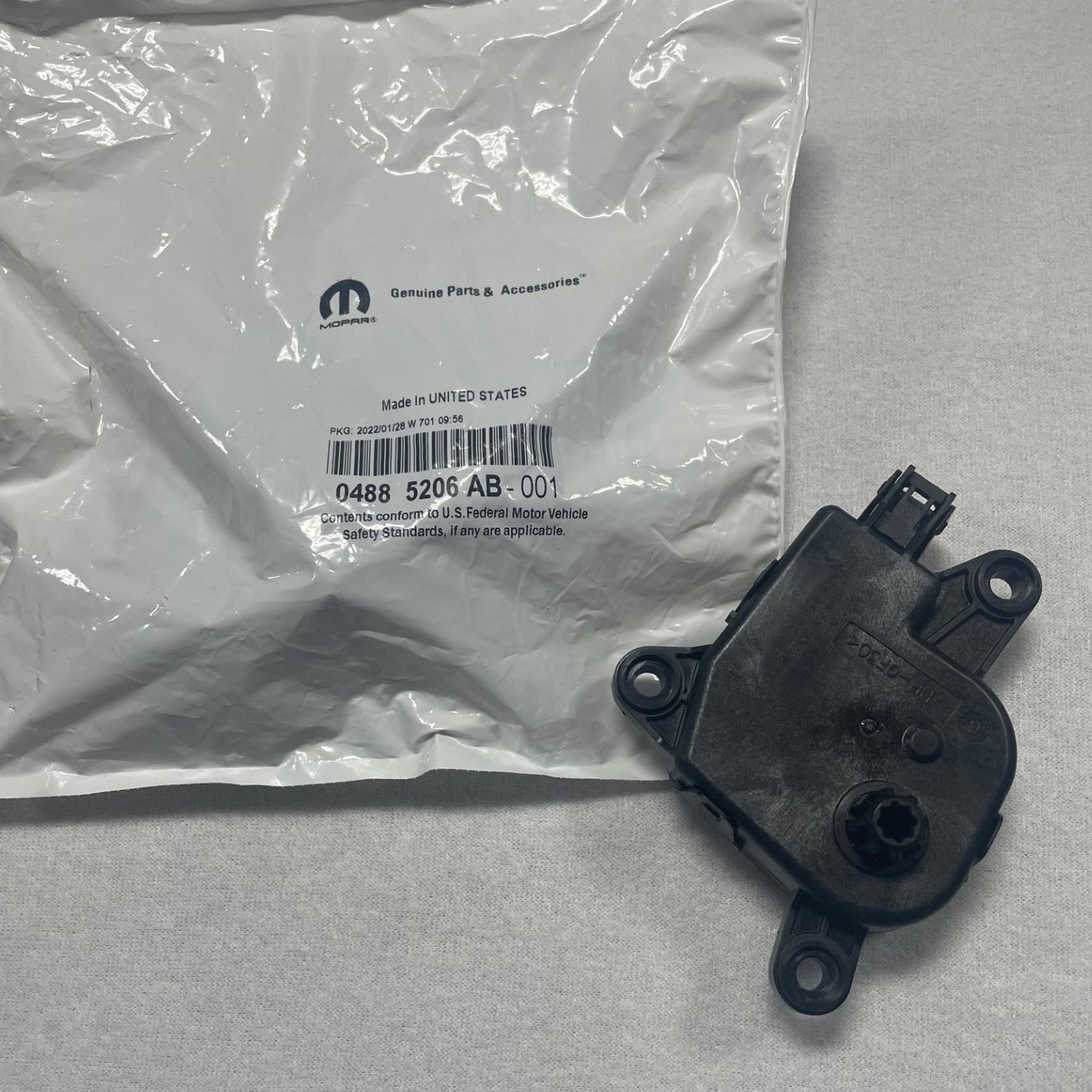 3rd Gen Ram Single-Zone Blend Door Actuator (02-09) | 04885206AB ...